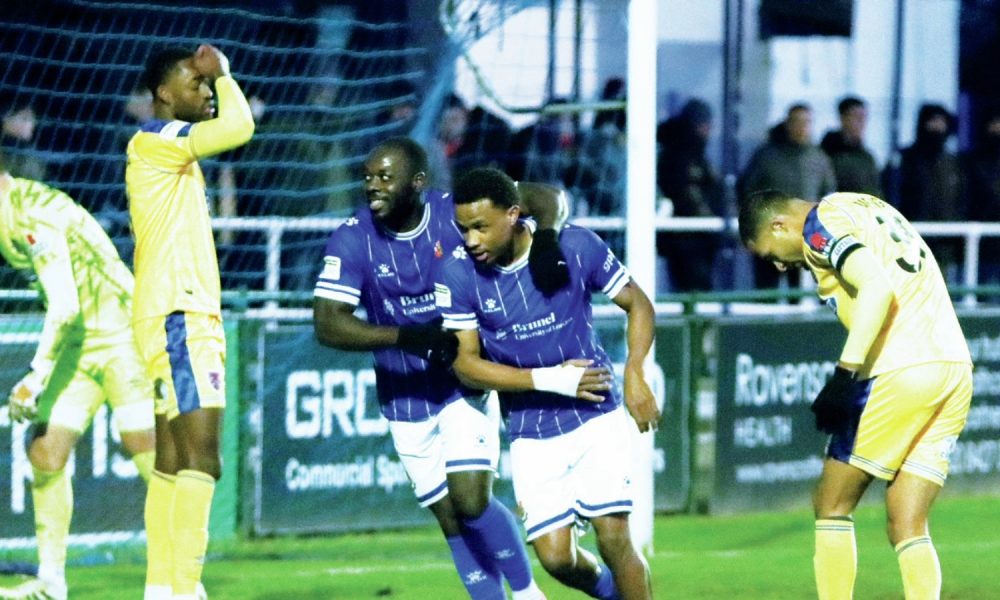 National League roundup: Seven-up Wealdstone shine as Southend United ...