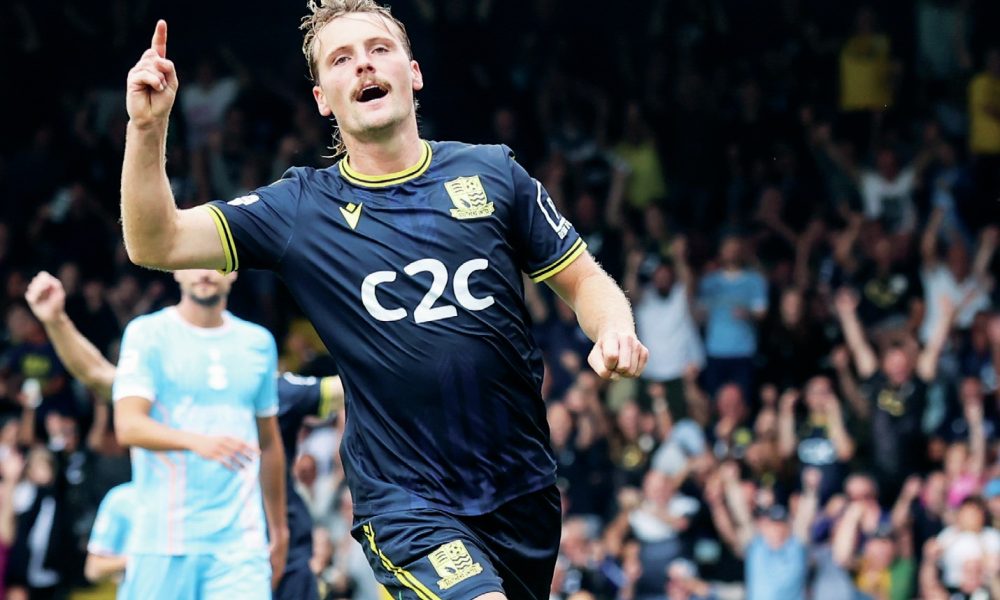 Southend United star Gus Scott-Morriss set to depart for Oldham ...