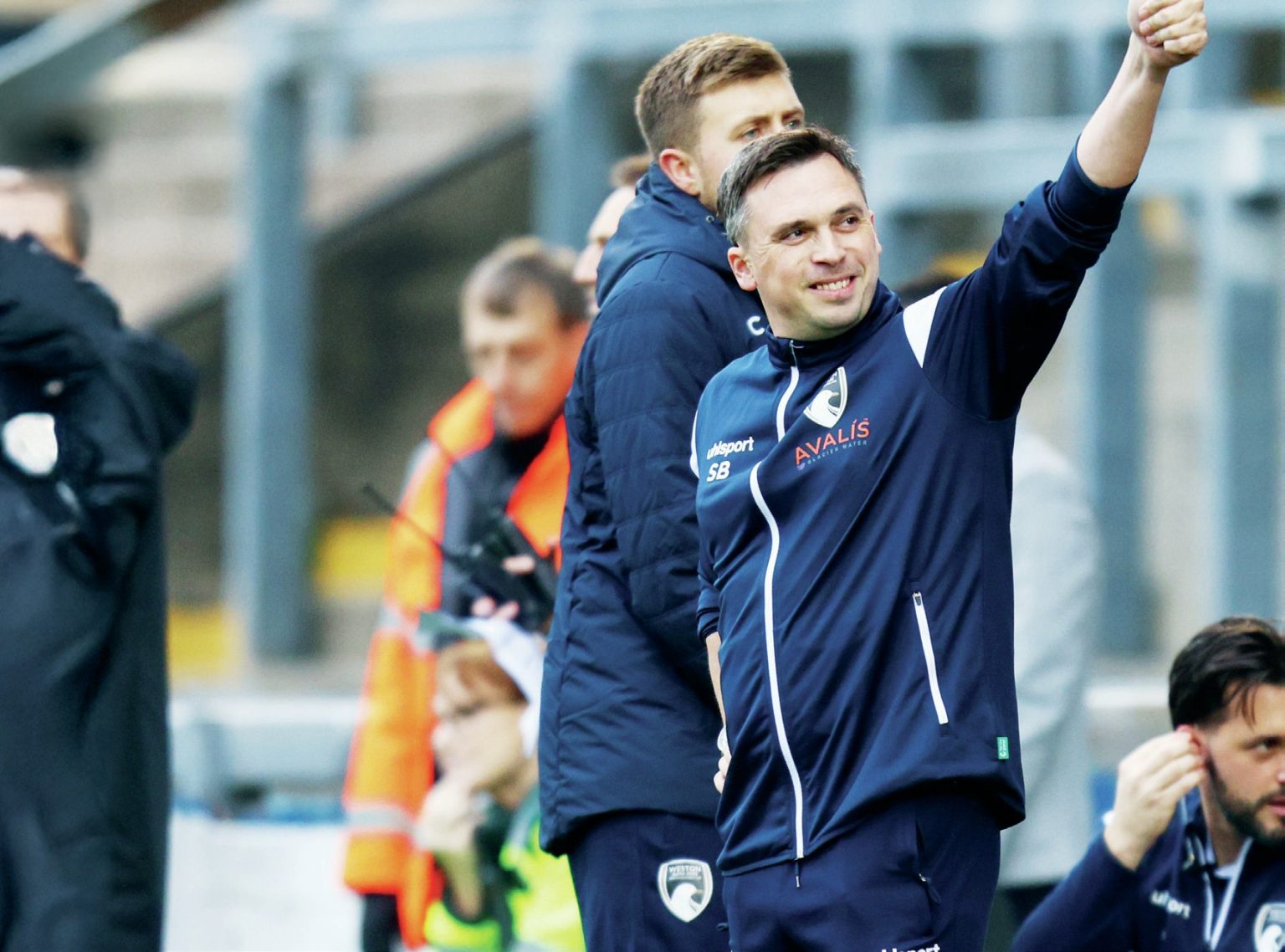 Glovers hot on Scott as Coops axed - The Non-League Football Paper