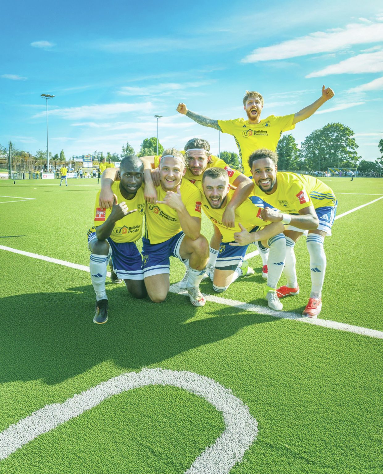 HOTSHOT STAN’S IN ALL HIS POMP - The Non-League Football Paper