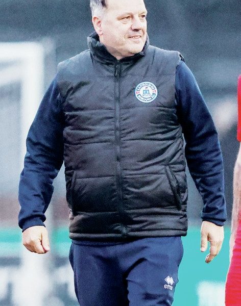 BLAKE HAS EYES FOR ONE PRIZE! - The Non-League Football Paper